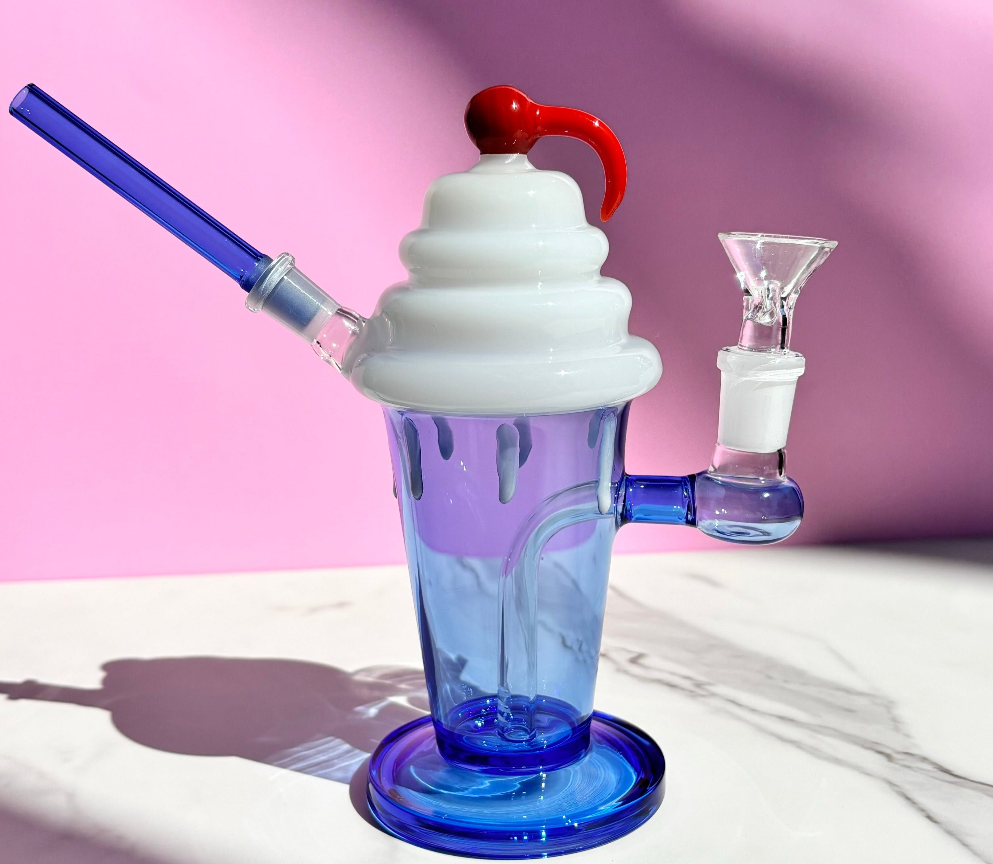 Milkshake Delight Bong – Glass Essentials