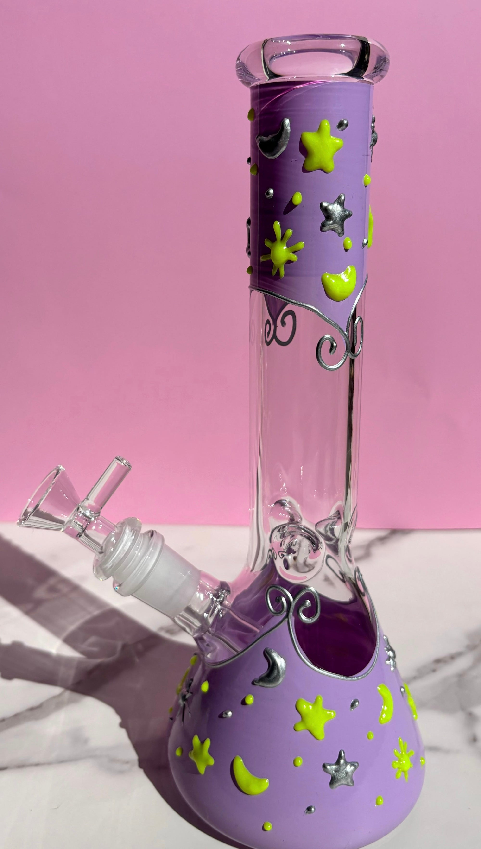 Celestial Glow Bong – Glass Essentials